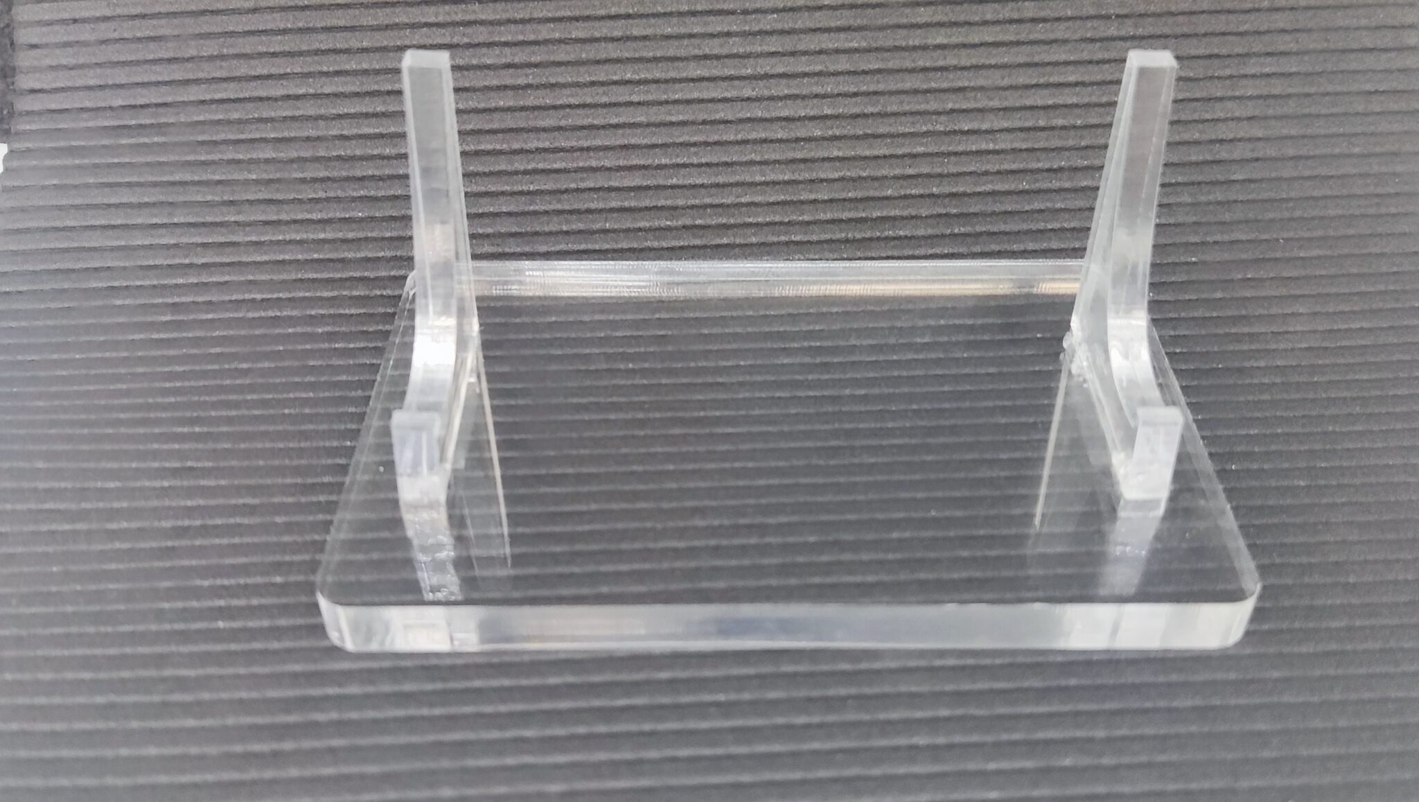 Gameboy acrylic display stand - Digital Gaming Heaven